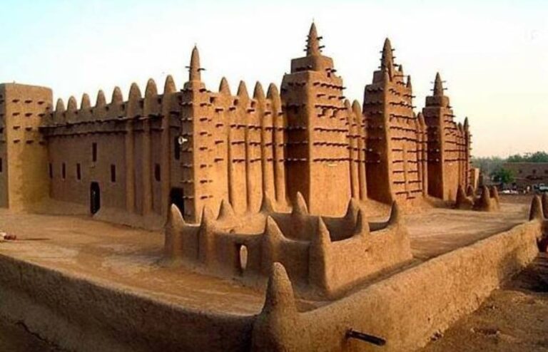 Timbuktu: An African Empire Of Knowledge - The Pan African